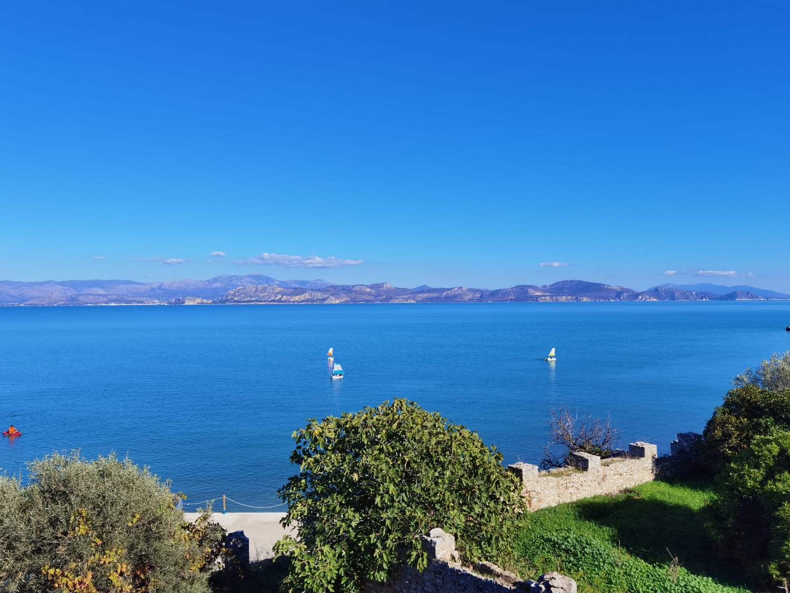 Zephyros Pension – Sea Side Pension in Greece